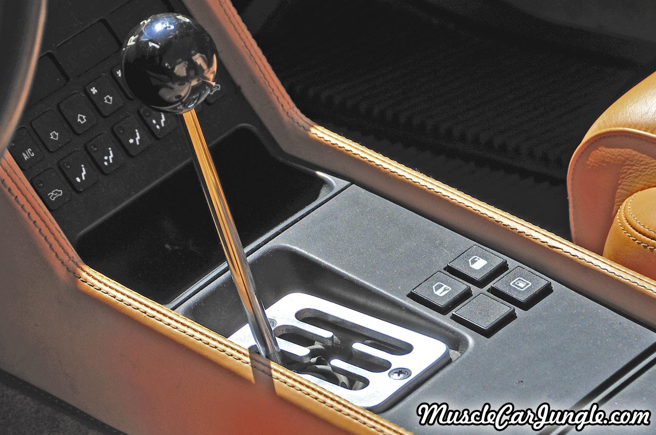 Red Ferrari 348 Spider Shifter